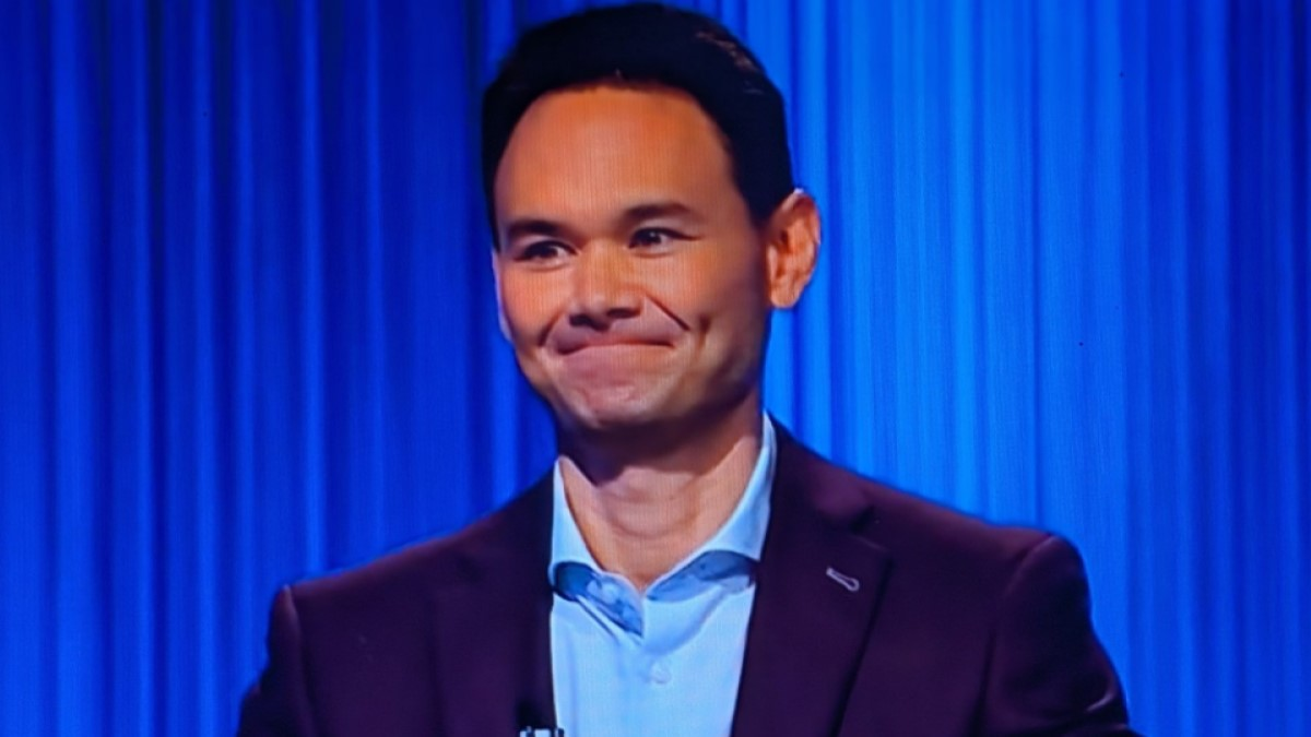 Seattle Mariners fan and sports anchor is dominating Jeopardy! - Tea on TV